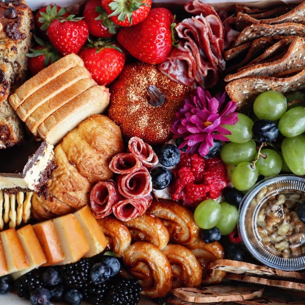 Shop Brunch Boxes in Toronto, CA | Brunch Boxes Near Me