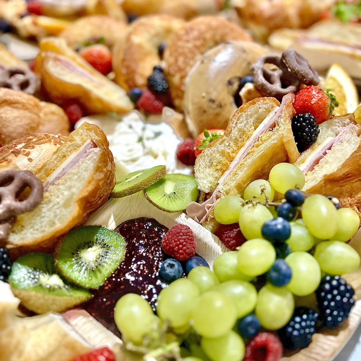 Cheap Party Food Platters in Toronto, CA - Nourish Fulfill