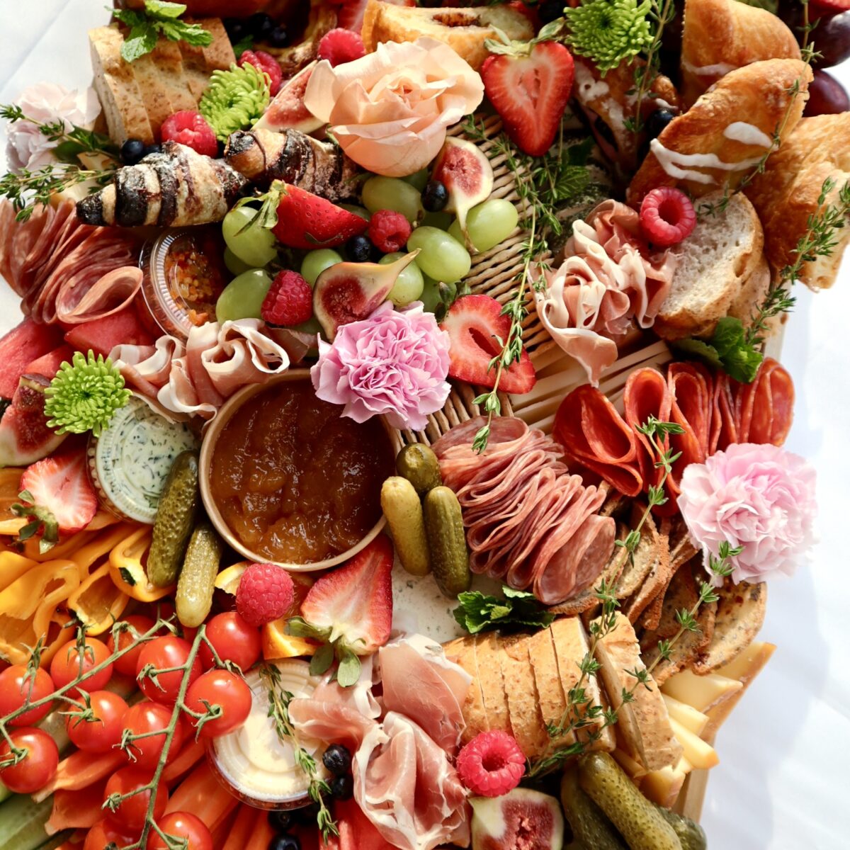 Cheap Party Food Platters in Toronto, CA - Nourish Fulfill